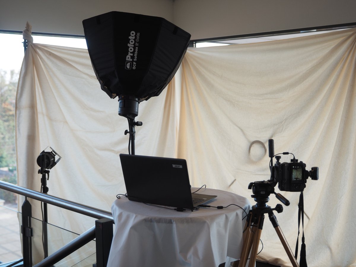 Profoto B2 – pen-and-tell